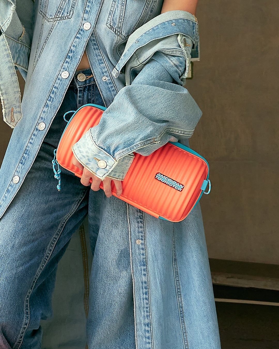 American Tourister Rollio Crossbody Bag | American Tourister Australia